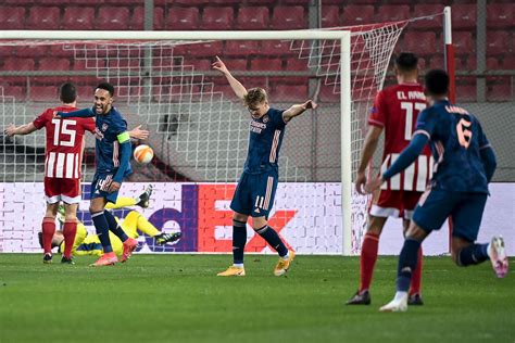 Watch Martin Odegaard Score Stunning First Arsenal Goal With