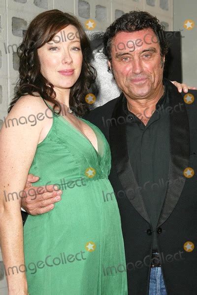 Hot Sexy New Molly Parker Bikini Pics