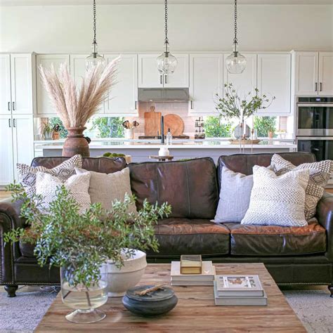 16 Cozy Dark Brown Couch Living Room Ideas For Any Aesthetic