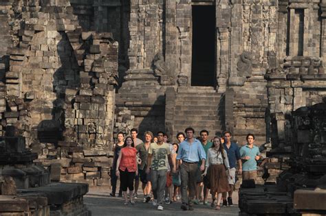 The Philosophers Trailer Poster And Hi Res Photos Filmofilia