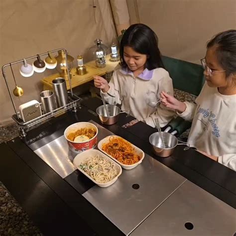 ⛺️시시파파⛺️ ⛺️시시파파캠프⛺️광고 이제 진짜 겨울이더라구요ㅎ장박지에 어제 기온이 영하5도까지 내려 가서 깜짝 놀랬습니다이럴때 좋은 음식이 바로 매콤하고 뜨끈한