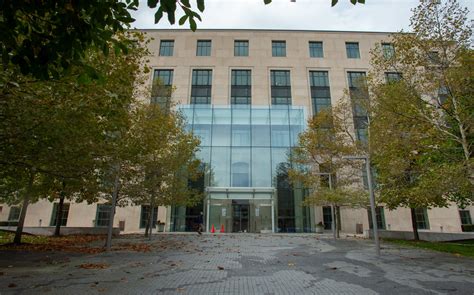 Ct State Police Report Finds Trooper Engaged In Sex At State Building