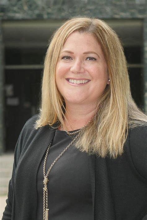 Lisette Guzmans Instagram Twitter And Facebook On Idcrawl