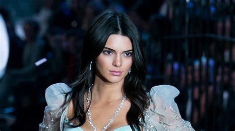 Kendall Jenners Hot Shots
