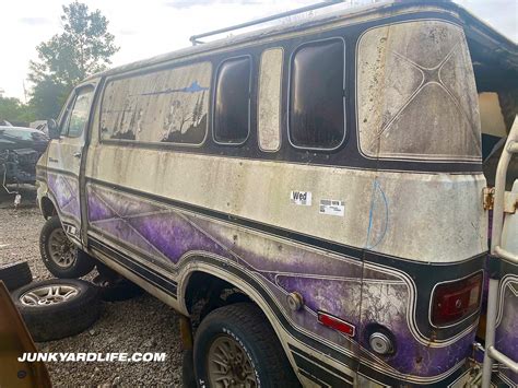 Junkyard Life Classic Cars Muscle Cars Barn Finds Hot Rods And Part