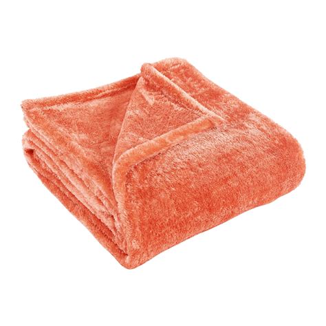 Premium 100% Micro-Polyester Fleece Blanket, Ultra-Plush , Soft ...