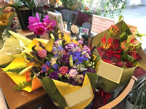 12月、花束を贈呈するイベントが続々 大阪府豊中市の花屋「花の部屋」