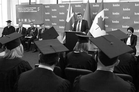 Секретар РНБО Данілов провів зустріч з міністром оборони Канади Вагомо