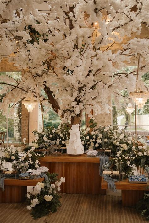 Pin De Rafaela Leal Pereira Em Casamento Cerimonialista Decoração Salão De Casamento