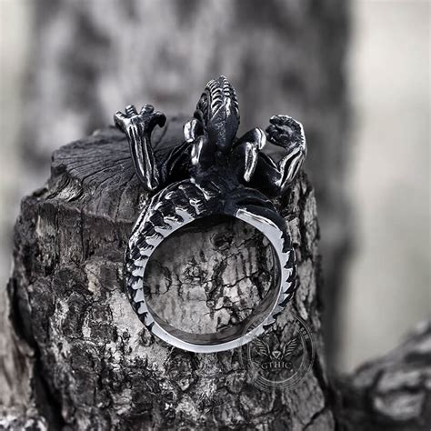 Predator Stainless Steel Skull Ring Gthic