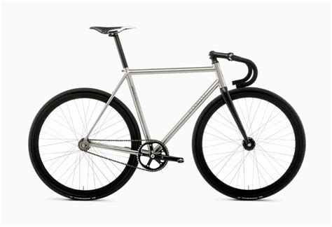 Passoni Single Speed And Top Evolution Bikes At Milan Design Week 2015 Bicicletas Mercurio