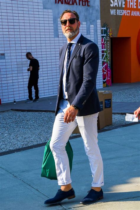 ネイビージャケットの最新メンズコーデとおすすめモデルを紹介！ メンズファッションメディア Otokomae 男前研究所 メンズ