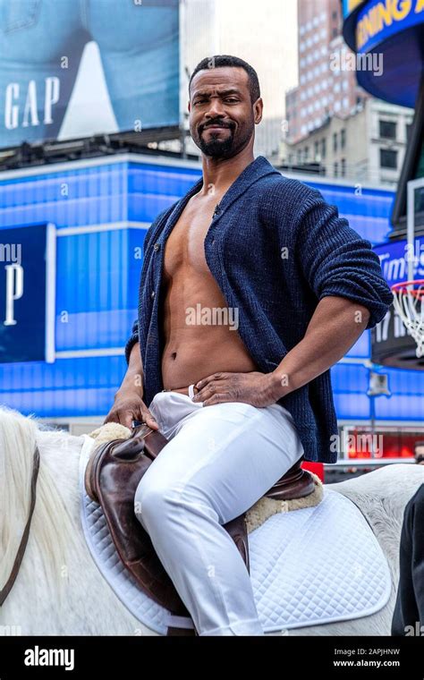 New York Ny Usa 23rd Jan 2020 Old Spice Guy Isaiah Mustafa Makes