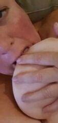 젖꼭지 플레이 xHamster