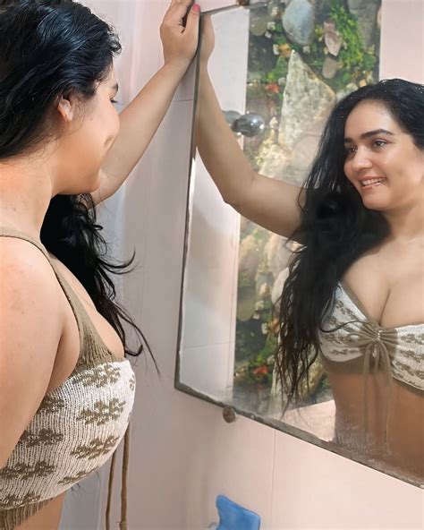 Vela Instagram Porn Pic