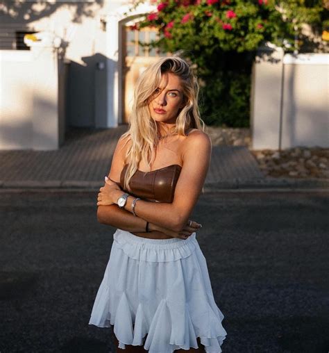 Alicia Schmidt Rcelebrityhairfetish