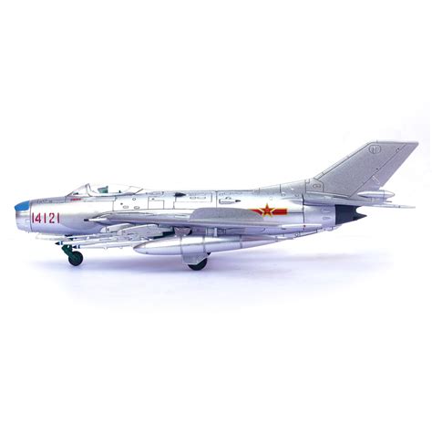 Panzerkampf J 6b Pla Number 14121 14641pa Scale 172
