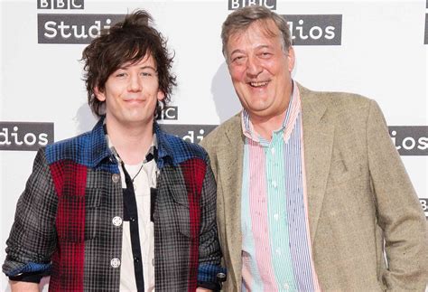 Who Is Elliott Spencer Stephen Fry Elliott Spencer Lvzpmq