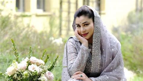 Fans React To Komal Rizvis Surprise