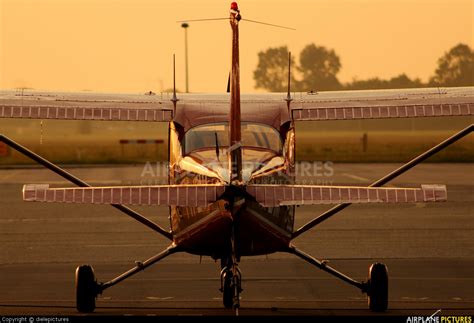 Ph Eam Private Cessna 172 Skyhawk All Models Except Rg At Amsterdam