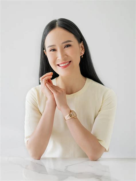 Celebrity Doctor Olivia Ong Berjaya Lagi Di Golden Record Awards 2024