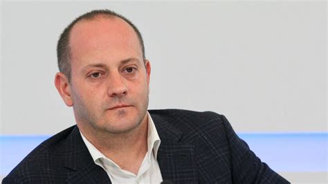 Радан Кънев Искрено се извинявам за излъганите надежди и доверие Nova