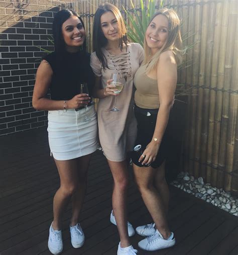 3 College Girls R Truefmk