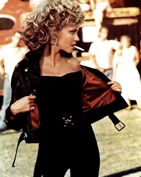 Photo Sexy Olivia Newton John 8x10 Iconic Death John Travolta Grease