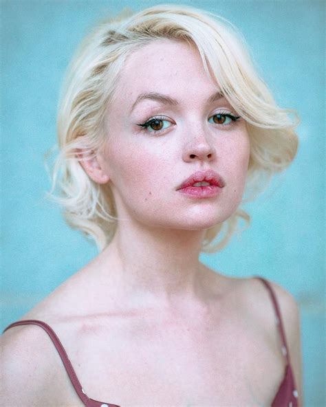 Picture Of Jessica Amlee