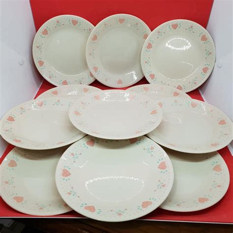 코렐 아주귀한 빈티지 코렐 베이지컬러 하트 문양 브레드접시 소접시 17cm 위시버킷