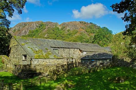 Yew Tree Farm Barn Picture Image