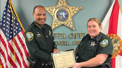 Tiroteo en la FSU: La oficina del sheriff habla sobre el pasado del sospechoso, la madrastra del ...
