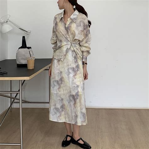 도토리땅콩 코디세트잉크 프린팅 셔츠롱스커트 세트 2j113477