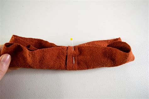 How To Make A Scrunchie Two Ways HobbyKraze