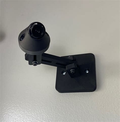Stl File Blink Xt2 Camera Articulating Mount Indoor Outdoor・3d Printer Model To Download・cults