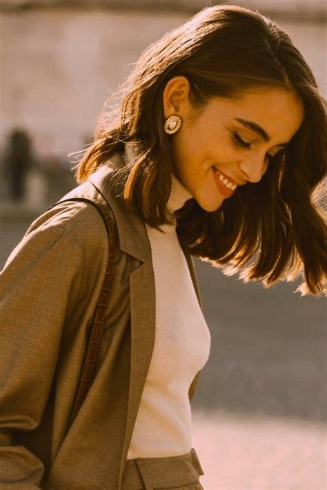 Edited By Aurora Позы моделей Фотографии женщин Французские девушки