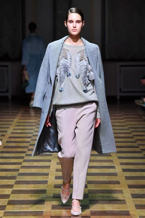 Коллекция ОСЕНЬ ЗИМА 2017 2018 от дизайнера Алены Ахмадуллиной