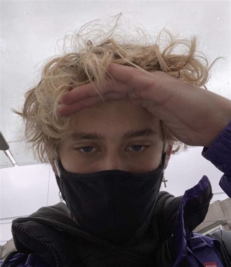 Pin By Ly On Levi Skyum Pretty Boys Pretty Beautiful