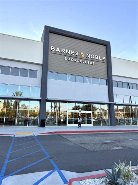 Barnes And Noble Updated July 2026 84 Photos And 26 Reviews 20 City