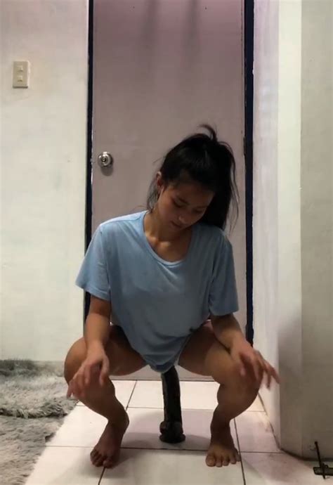 A Girl Who Love Black