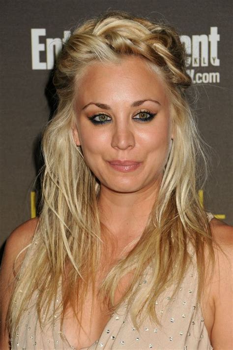 Kaley Cuoco Shoulder Length Hair