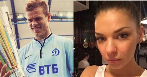 다섯골 더 넣으면 16시간 성관계 약속 러 포르노 여배우 축구대표에 아찔한 제안