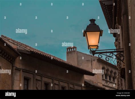 Low Angle View Lit Hi Res Stock Photography And Images Alamy