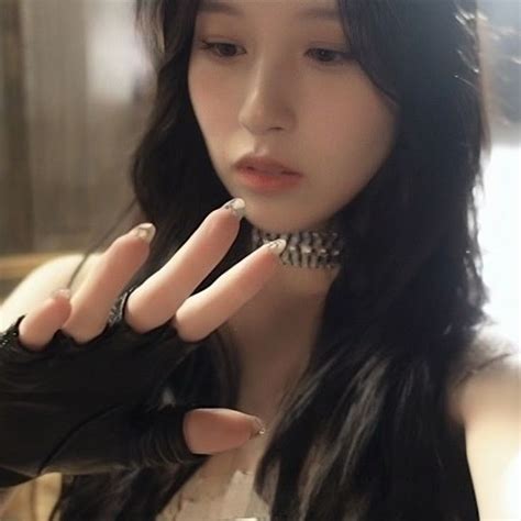 Pin By On Mina Mina Love Of My Live I Love Girls