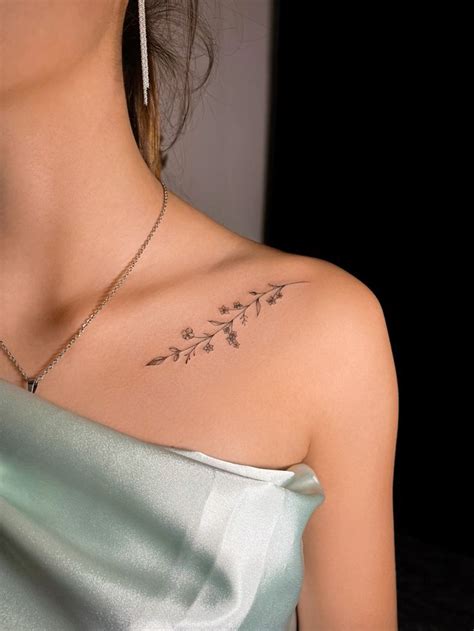 Pin By Fashion On Women Body Tattoo Tattoo Fonts Collar Bone Tattoo