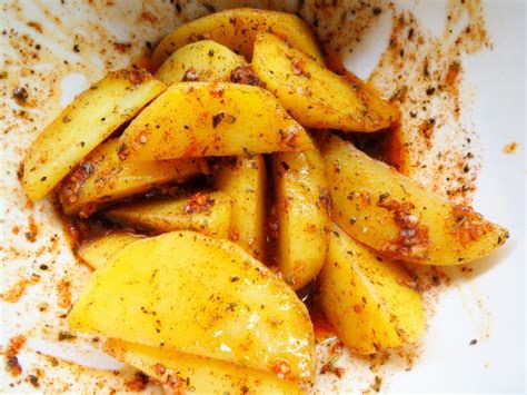 Запеченный картофель со специями - пошаговый рецепт с фото (40995 ...