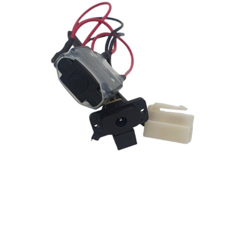 Charging Port With 15a Fuse