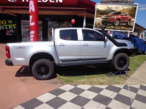 2015 Holden Colorado Ls 4x4 Lift Kit 2 Extreme Mud Terrain Tyres