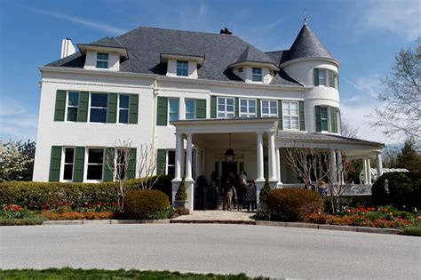 Where Does The Vice President Live See The Vps Version Of The White House