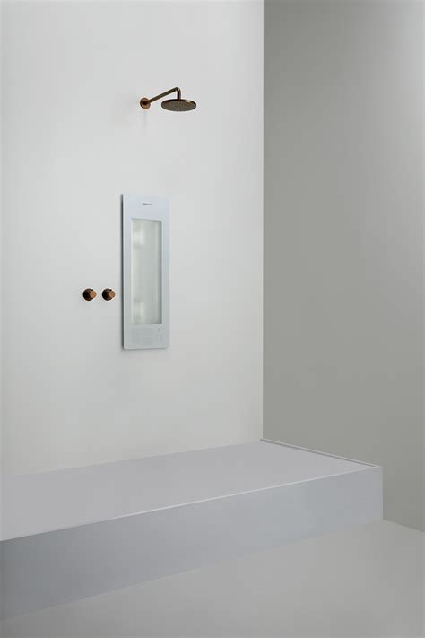 Sunshower Plus Small Hoekmodel 14 Body 33x95cm White